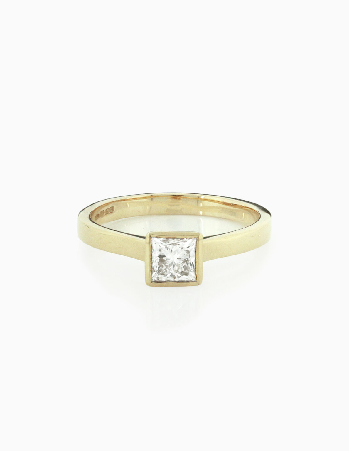 18ct Yellow Gold Rub Over Princess Diamond Ring - TheJewelleryWorkshop